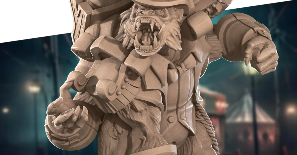 Girallon Ringmaster - Little Legends Minis